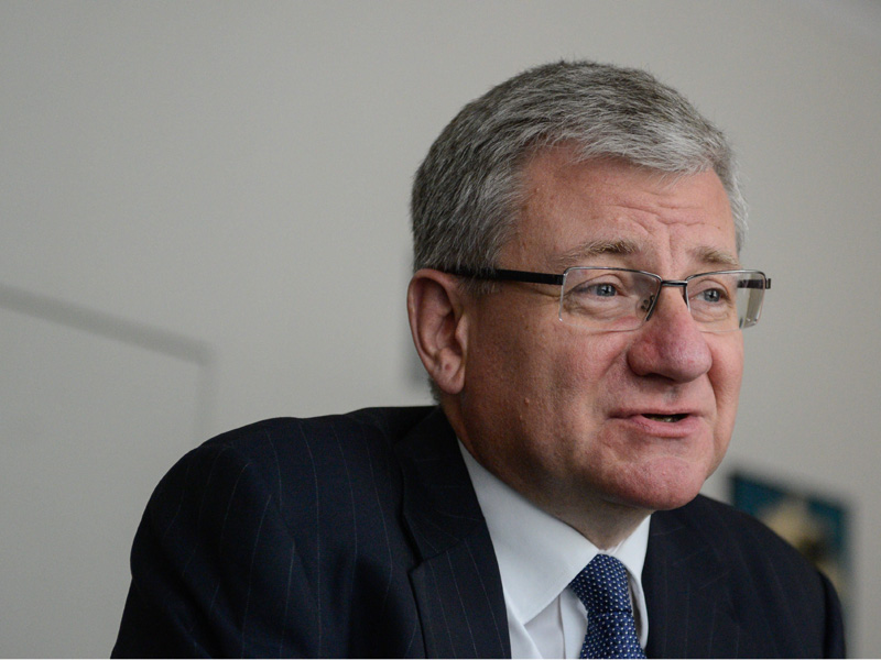 Zasłużony ambasador traci stanowisko - WP Wiadomości