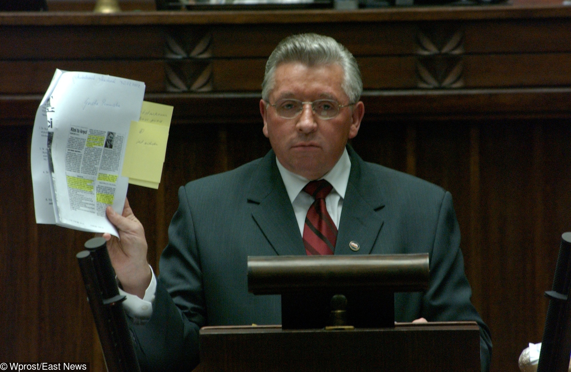 Mamy film z licytacji ziemi Leppera. To smutny koniec legendy znanego ...