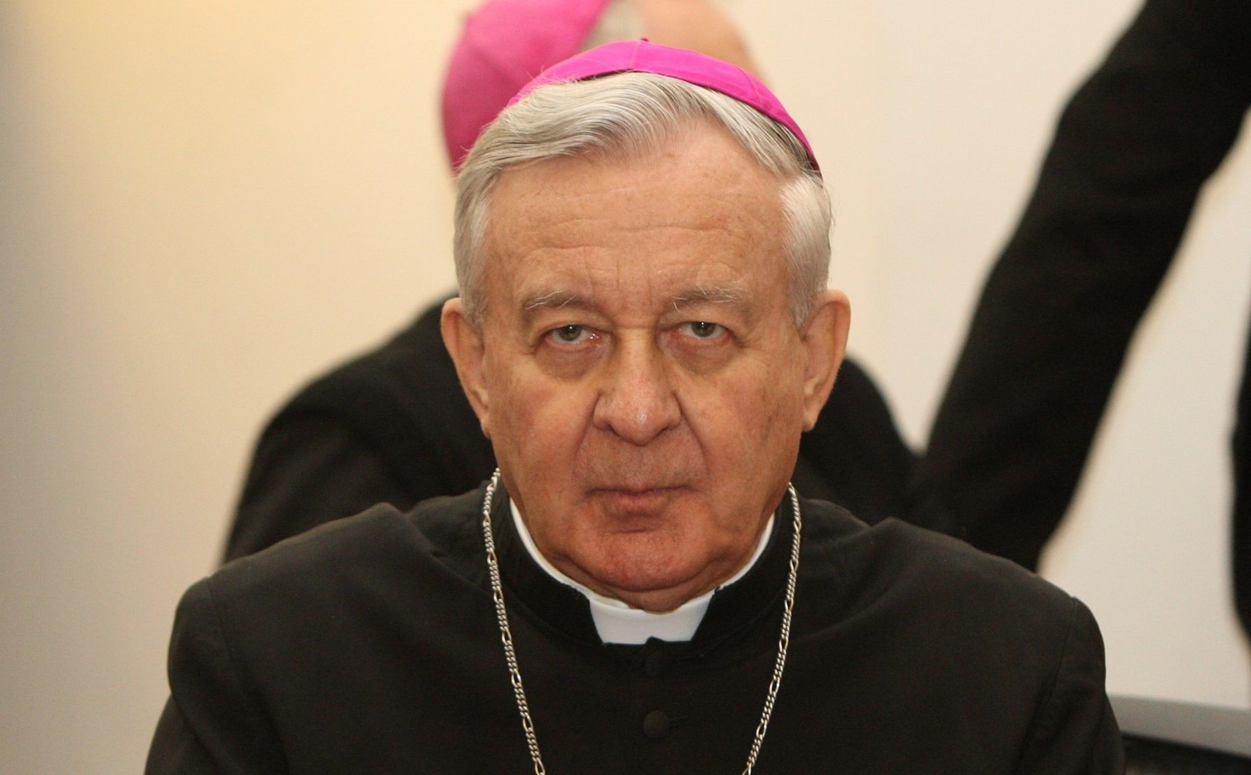 Episkopat świętuje urodziny abp. Paetza. Jest odpowiedź KEP - WP Wiadomości