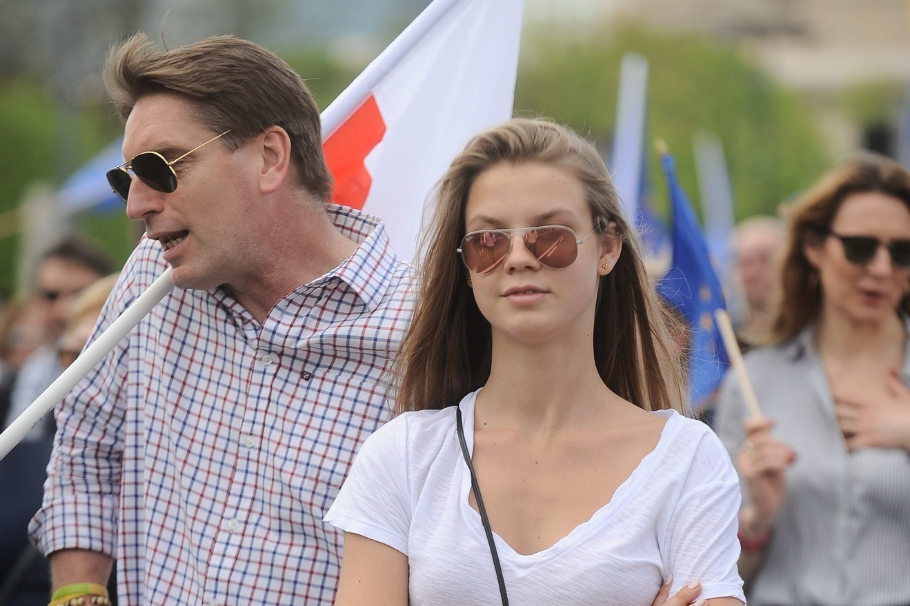 Iga Lis napisała kolejny artykuł dla Politico. Sama się pochwaliła - WP ...