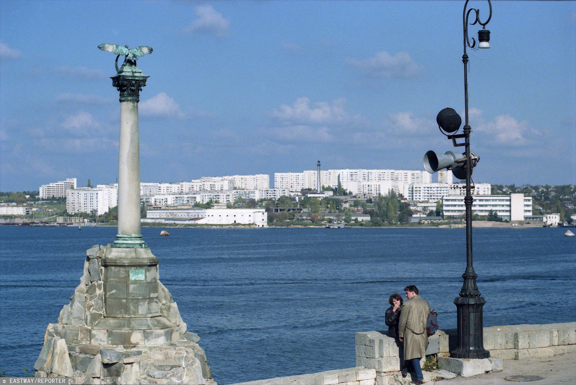 Rosja uruchamia pociągi na anektowany Krym. Ruszyła sprzedaż blietów ...