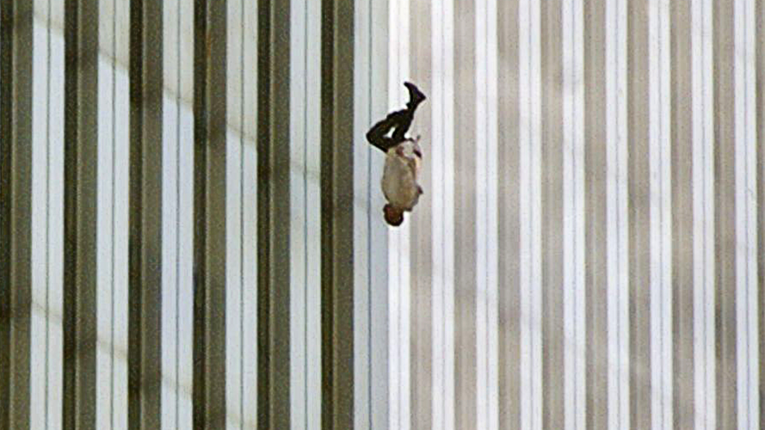  The Falling Man Historia Najbardziej Poruszaj cego Zdj cia Z 11