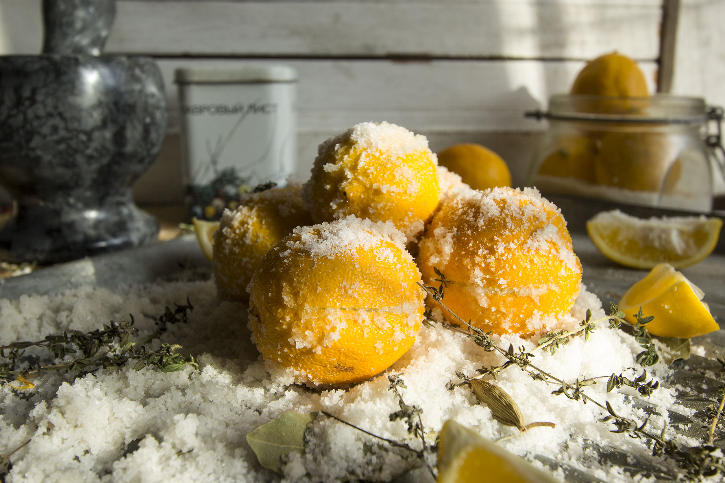 Kiszone cytryny. Do czego się przydadzą? - WP Kuchnia