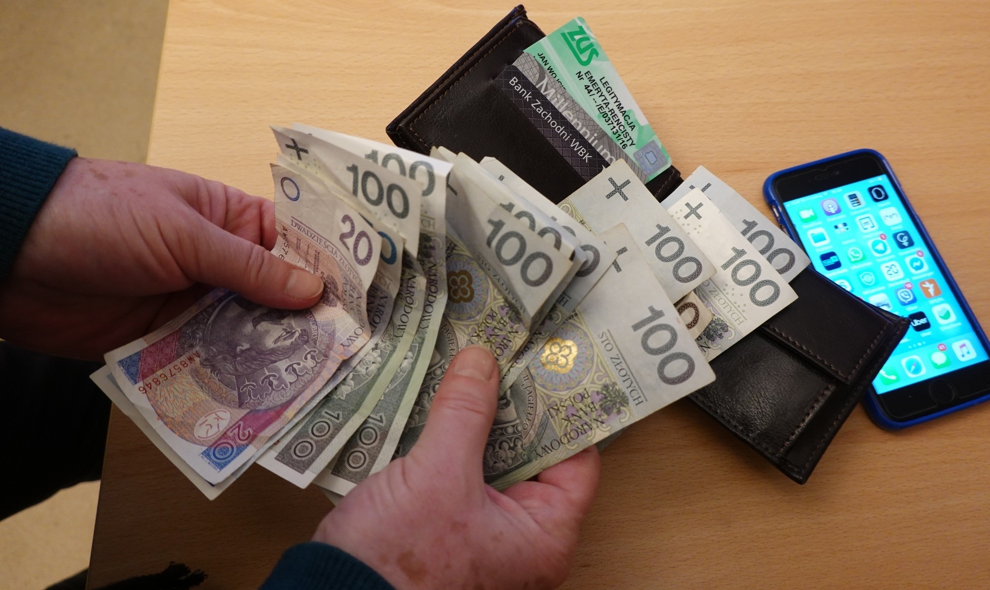 Likwidacja OFE uszczupli finanse publiczne o prawie 7 miliardów. Rząd ...