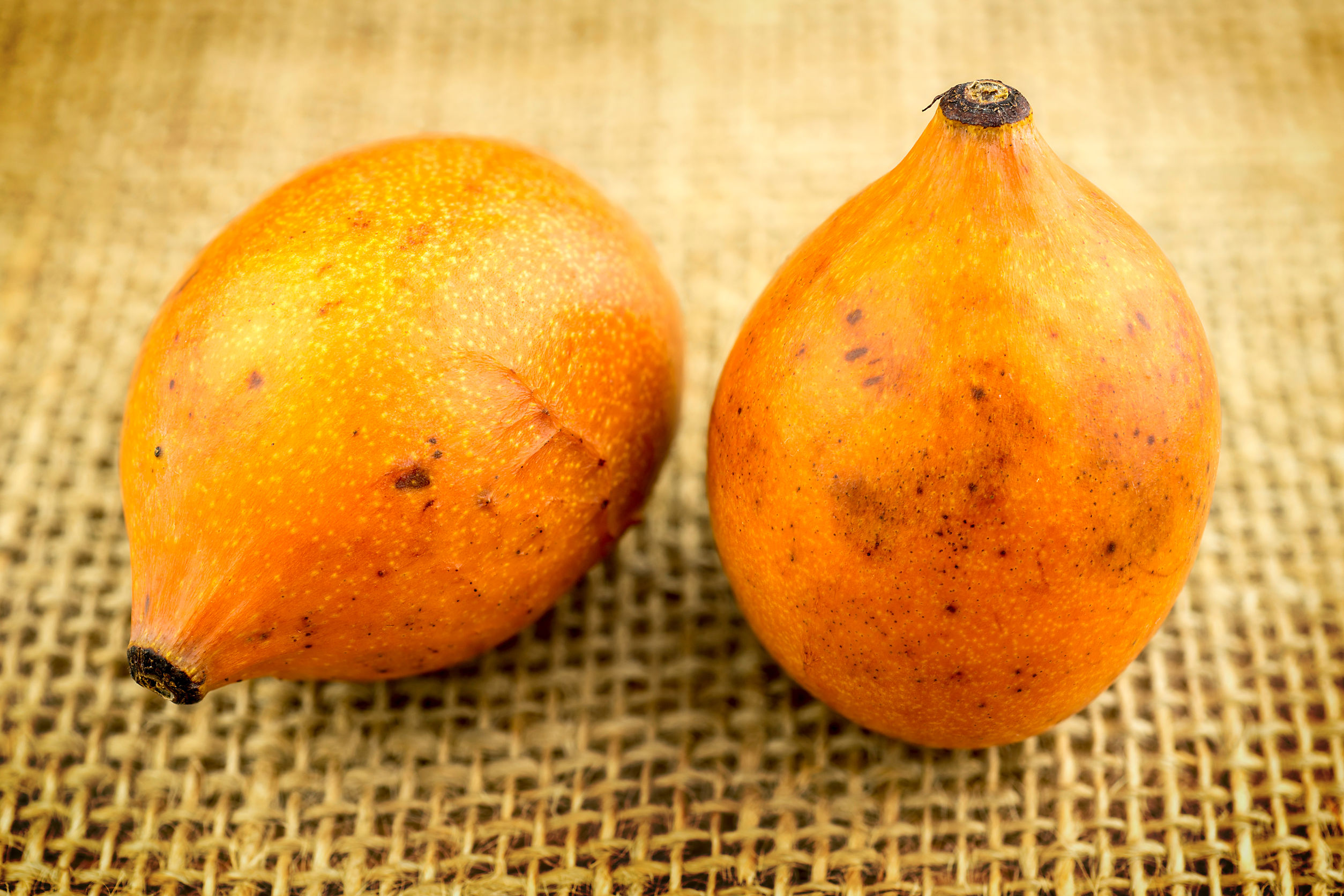 Achacha. Egzotyczne owoce trafiły do polskich sklepów. - WP Kuchnia